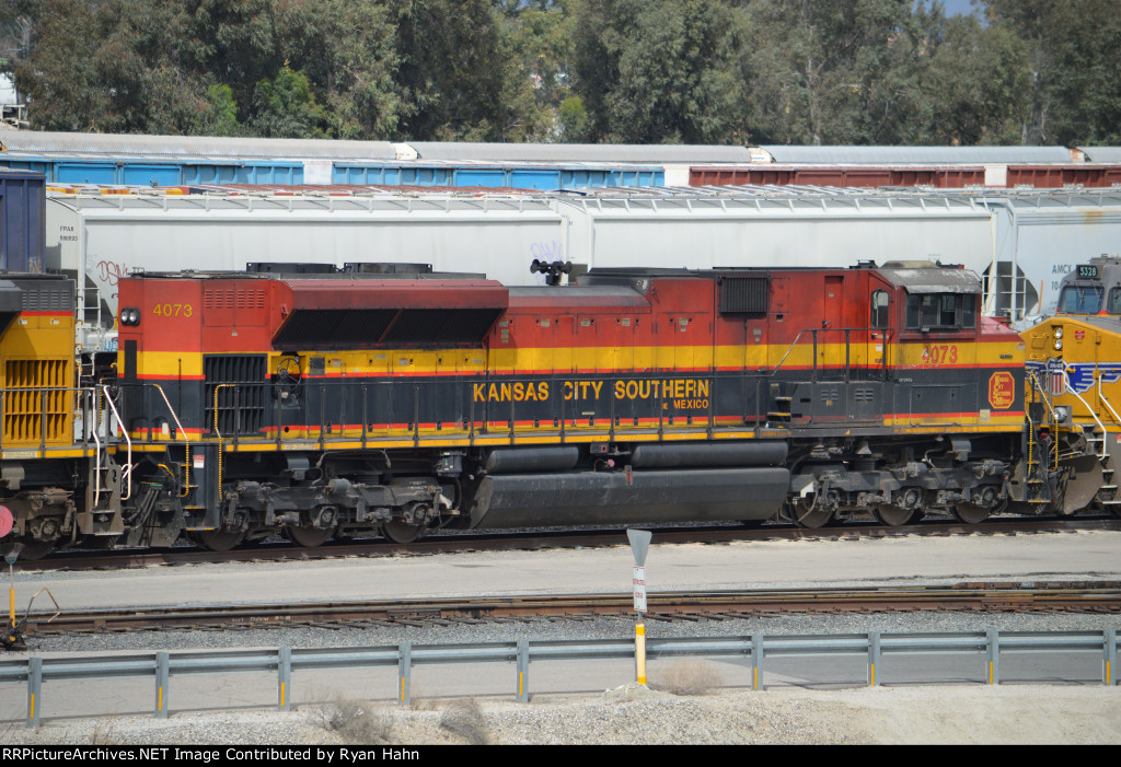 KCSM 4073 in Colton